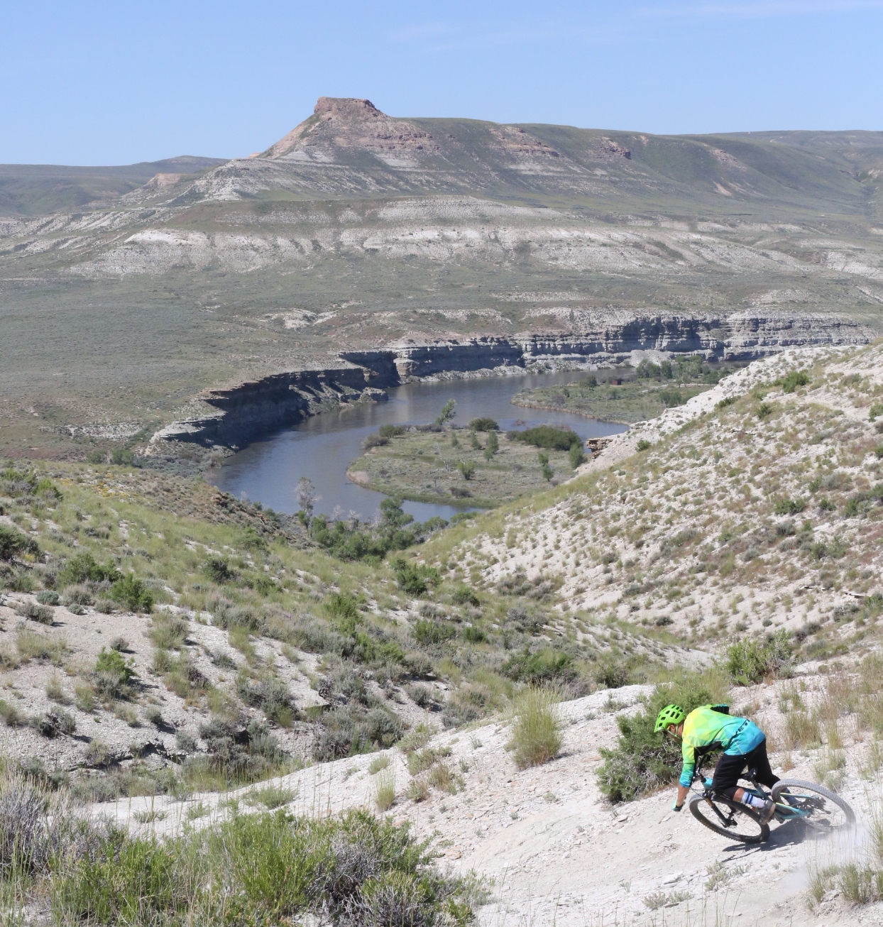 Pro MTB Riders Doing it Right: Video - DirtSmart MTB